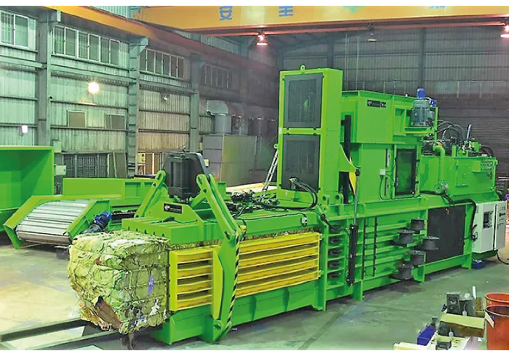 Capital Compactors’ APK ES Fully Automatic Baler - Review - Compact and ...