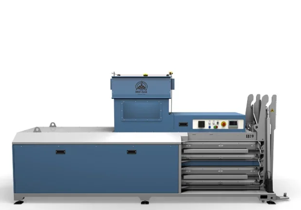 Mil-tek E819 Horizontal Baler - Review - Compact and Bale